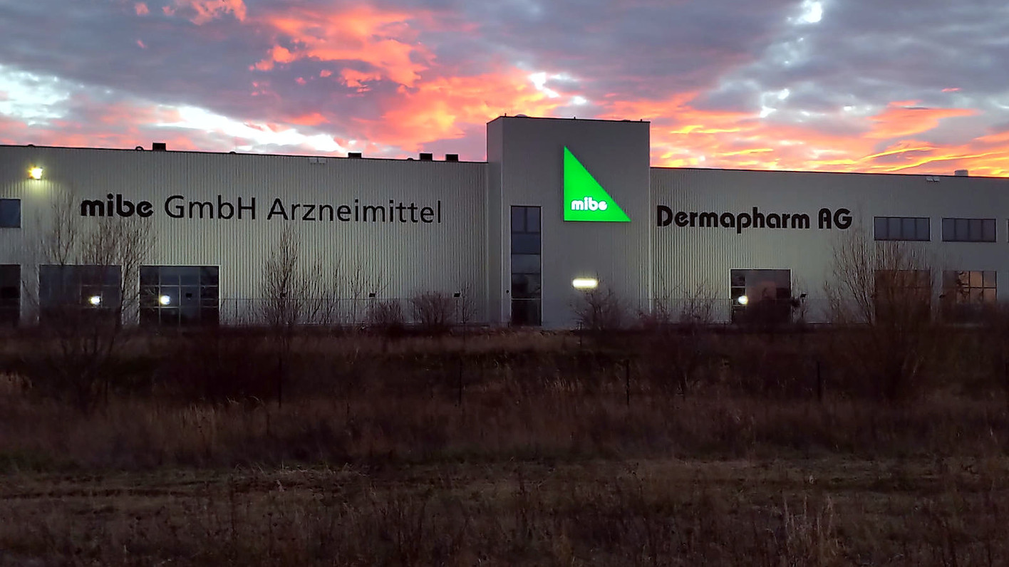 Corona-Impfstoff: Dermapharm will Kapazität verdoppeln | APOTHEKE ADHOC