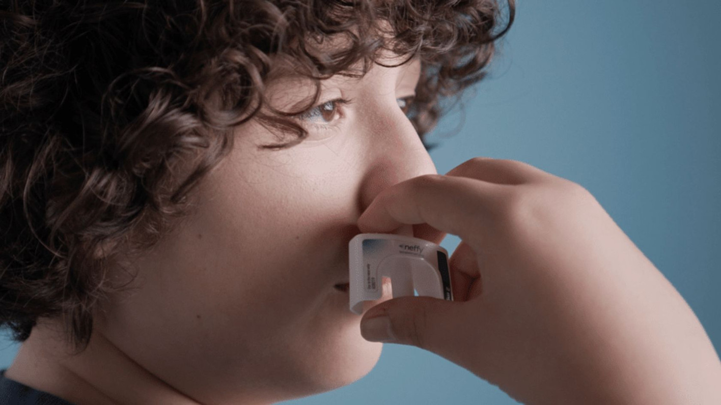 Epinephrin als Nasenspray statt Pen | APOTHEKE ADHOC