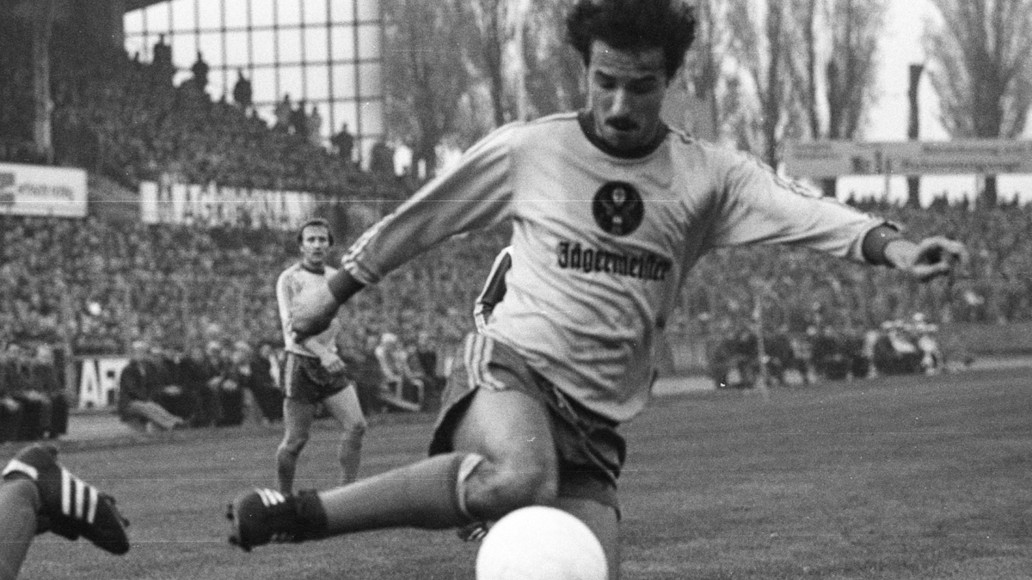 Fußballstar unter den OTC-Chefs | APOTHEKE ADHOC