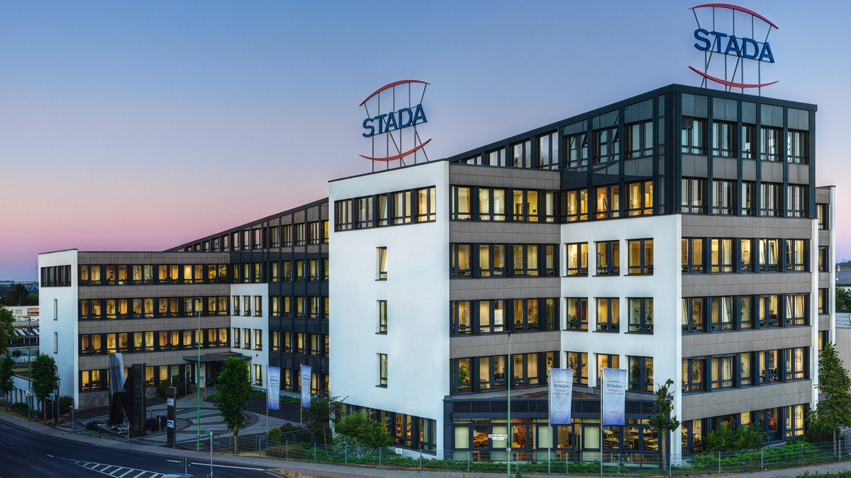 Stada vertreibt Cannabis | APOTHEKE ADHOC