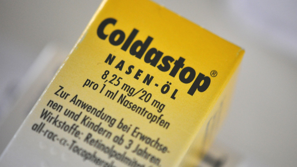 Nasensalben mit Schadstoffen | APOTHEKE ADHOC