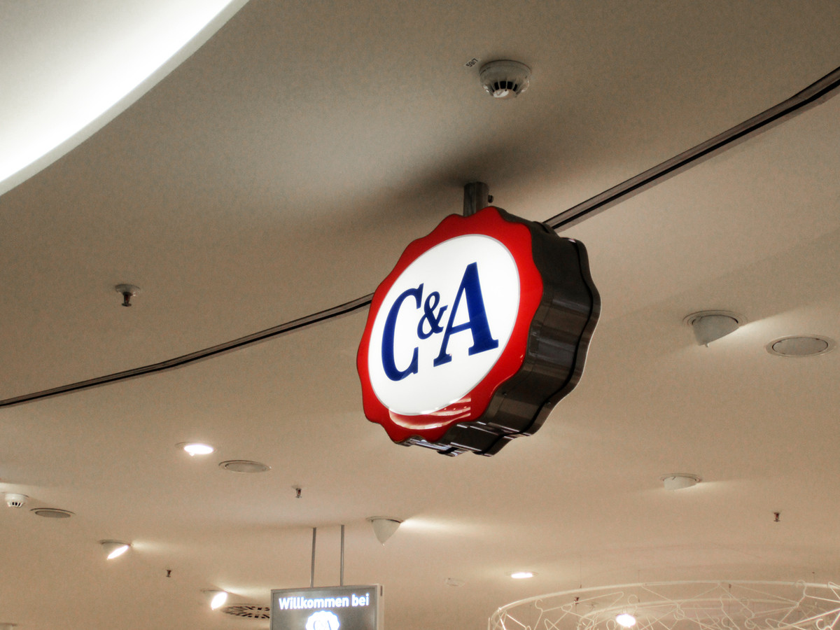 C&A-Erben kaufen Inter-Forum | APOTHEKE ADHOC