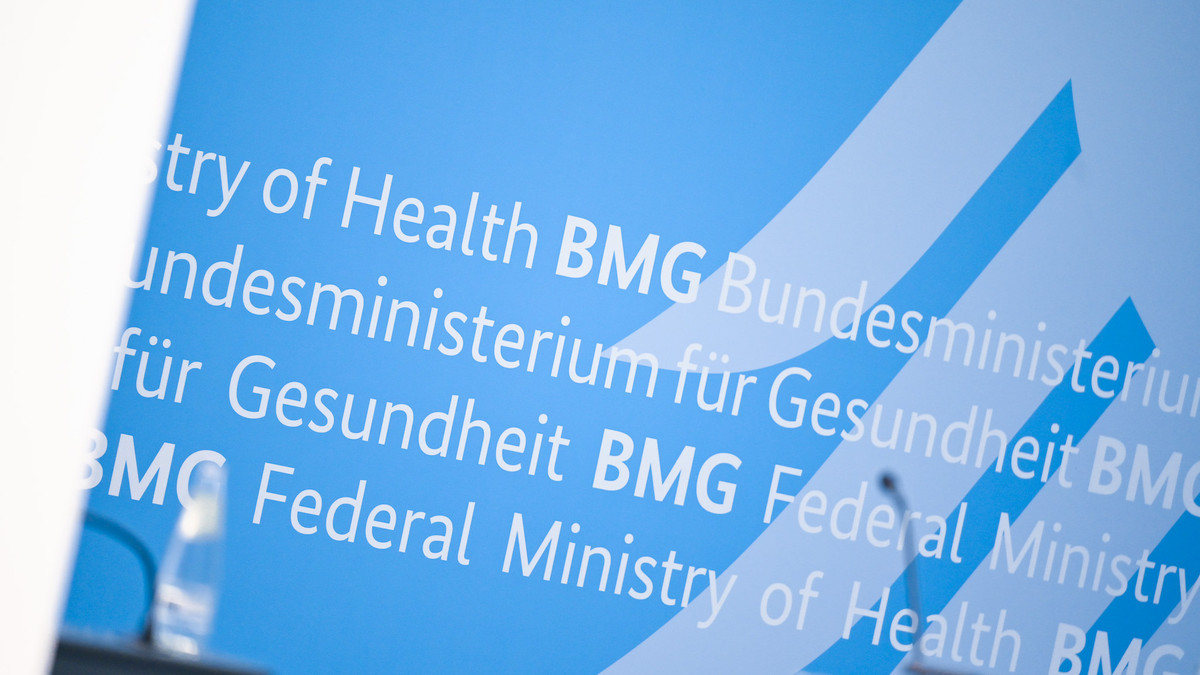 BMG: Spargesetz stabilisiert GKV-Finanzen | APOTHEKE ADHOC