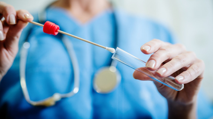 Neuer PCR-Test: Ergebnis in 16 Minuten | APOTHEKE ADHOC