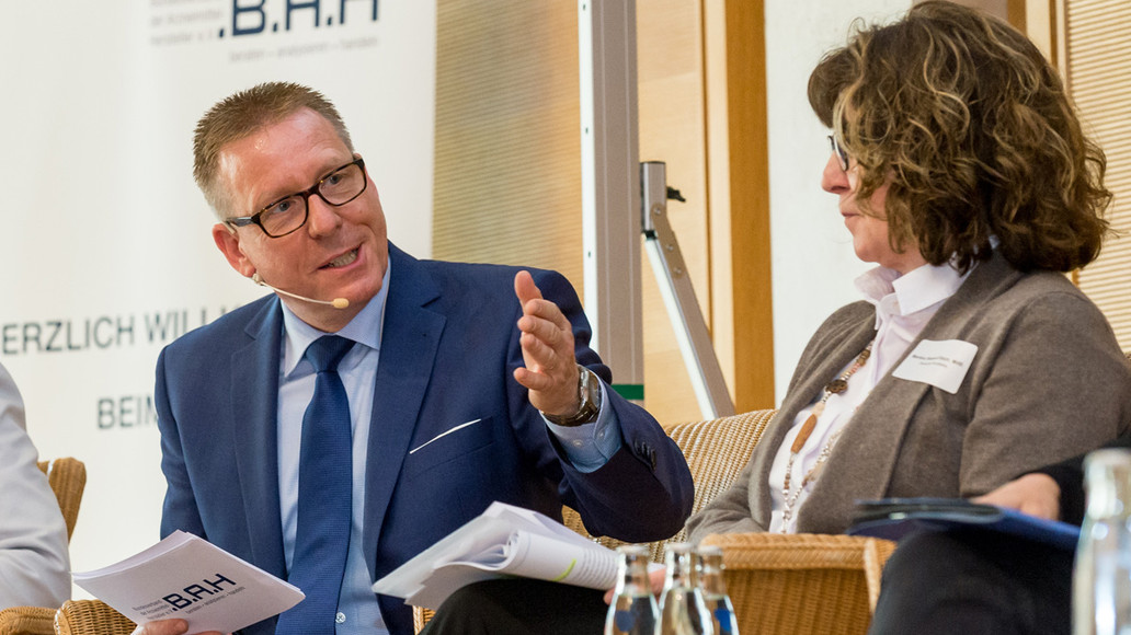 Erfolgskonzept: Wirtschaftsrechtler in der Apotheke | APOTHEKE ADHOC