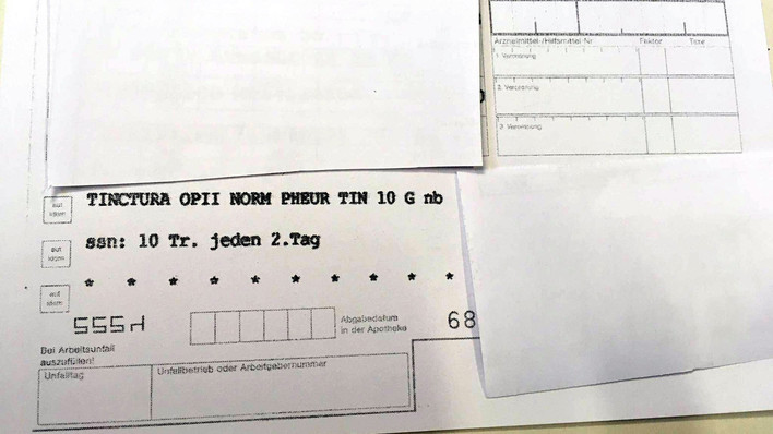 Opiumtinktur: Rezeptursubstanz oder Fertigarzneimittel? | APOTHEKE ADHOC