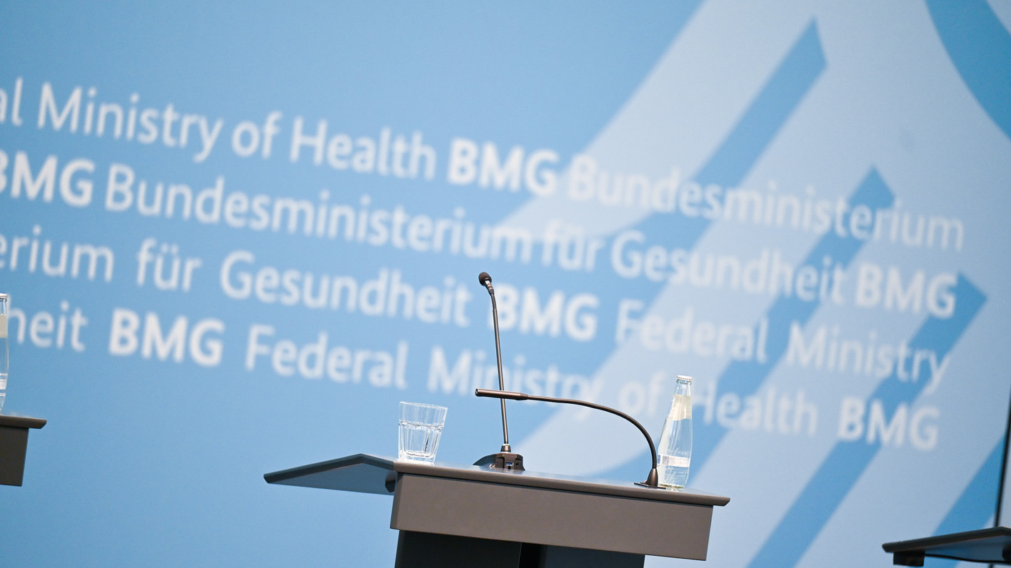 Sparpaket? BMG verweist wegen Pharma-Kürzungen auf USA | APOTHEKE ADHOC