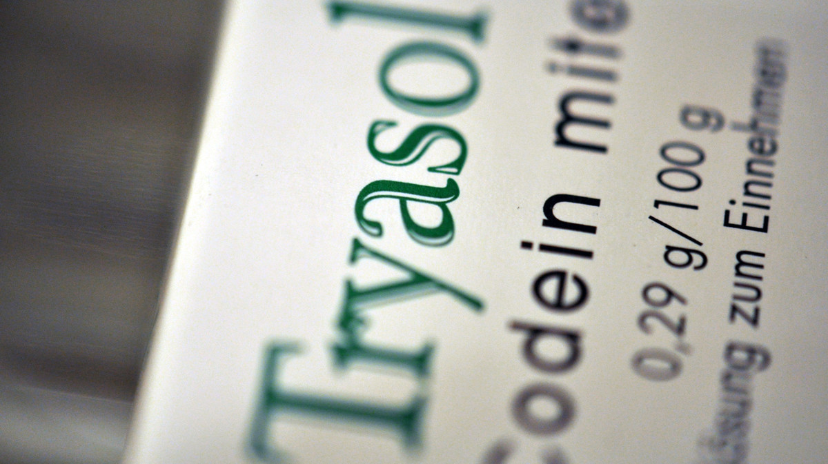 BtM-Rezept für Codein-Hustenstiller | APOTHEKE ADHOC