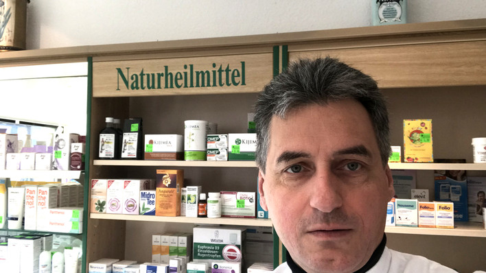 Vipratox/Rheunervol: Kunde besteht auf DDR-Original | APOTHEKE ADHOC