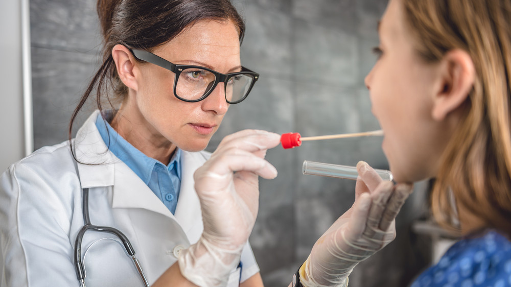 Ärzte kritisieren Testverordnung | APOTHEKE ADHOC