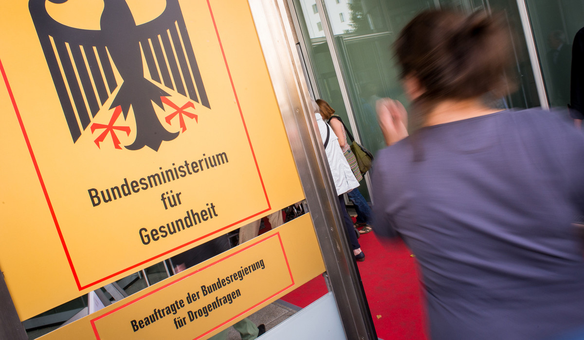 Streeck-Ehemann erhält Posten im BMG | APOTHEKE ADHOC