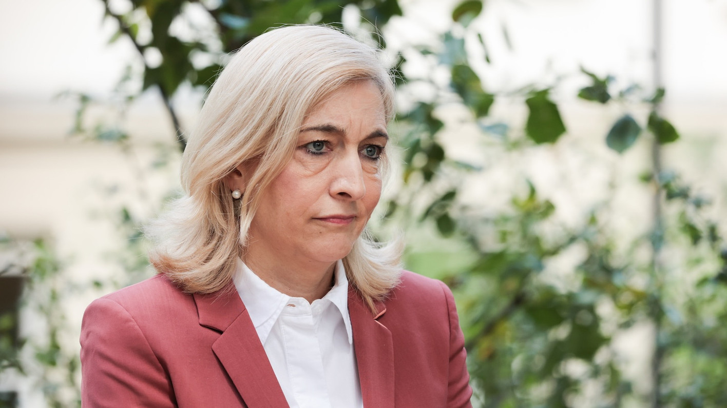 Kampfansage an Cannabis-Plattformen: Warken will Versand verbiete ...