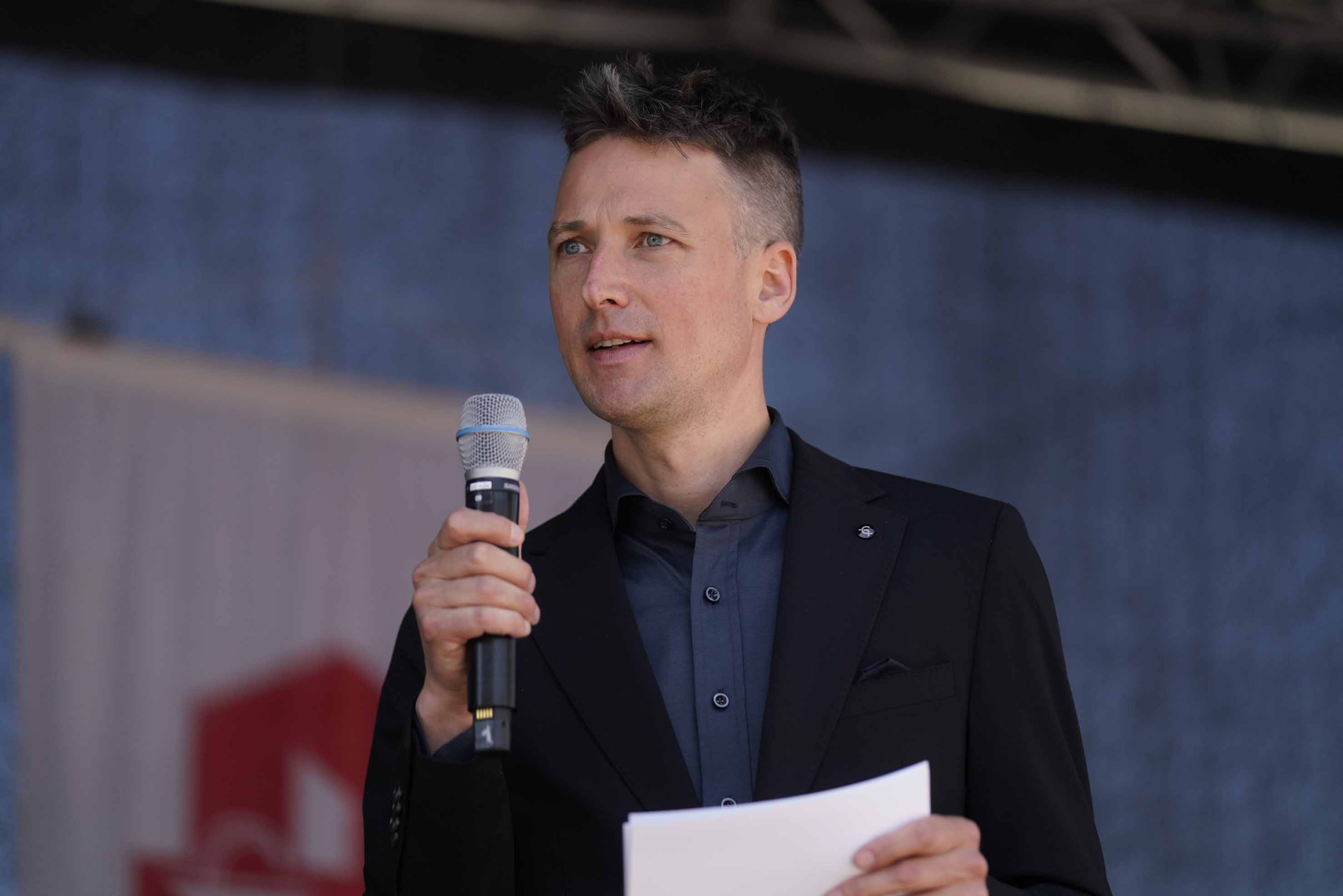 7500 protestieren am Rhein | APOTHEKE ADHOC